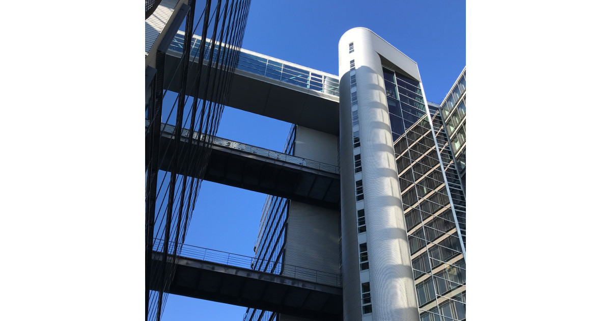 München entdecken - Ten Towers/ Telekom Center München